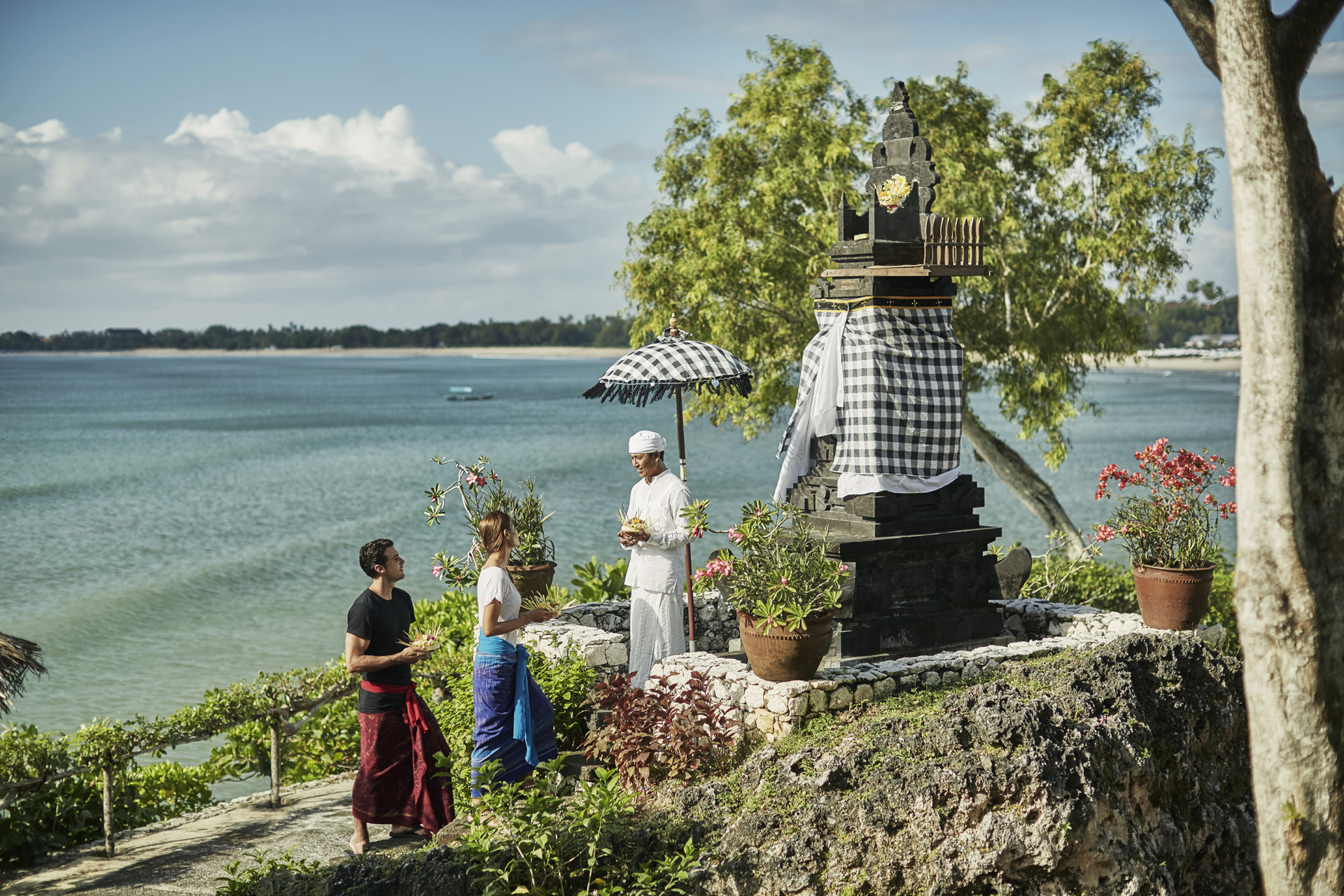 Opulent Oasis: Unveiling the Best Resorts in Bali - The Luxury Travel ...